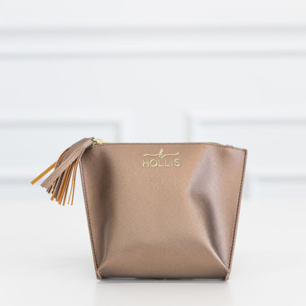 Holy Chic – Hollis